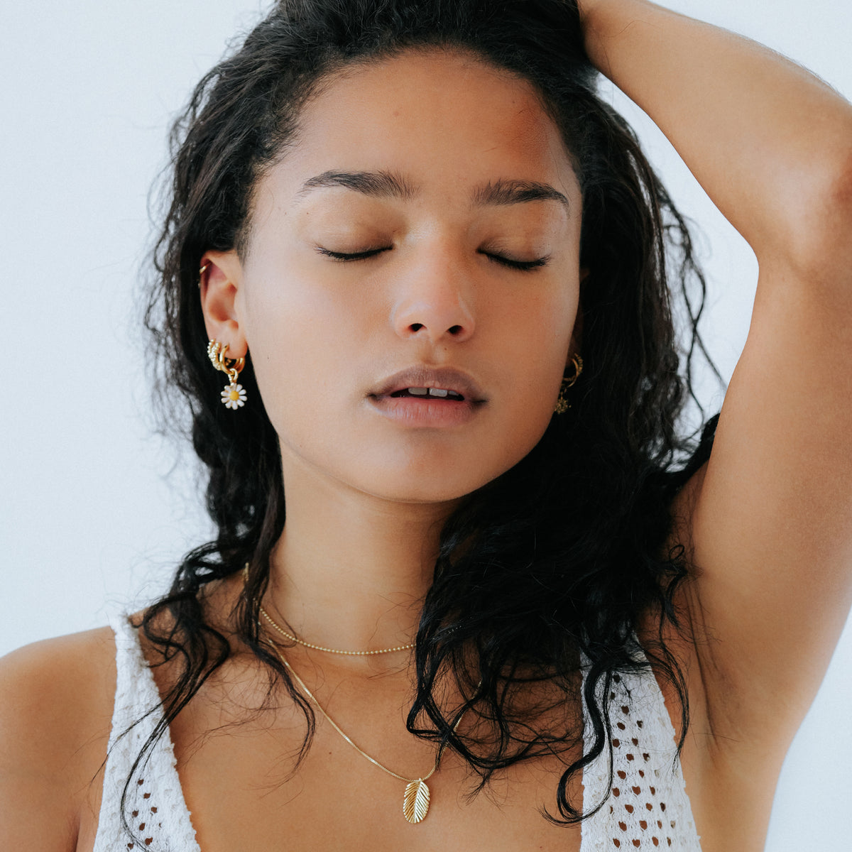 Enamel Daisy – TheBlondeChaos